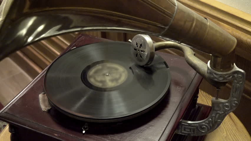 old gramophone playing vinyl disc closeup Stock Footage Video (100% ...