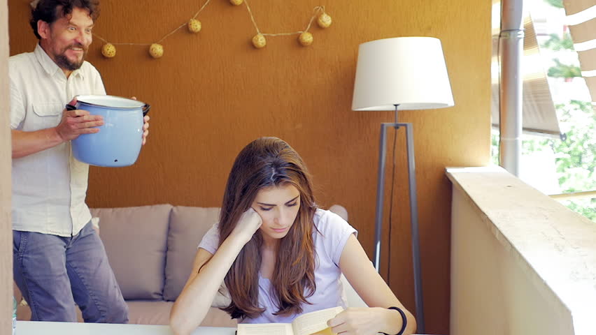 A tween girl takes the ice bucket challenge - an ice cold bucket of ...