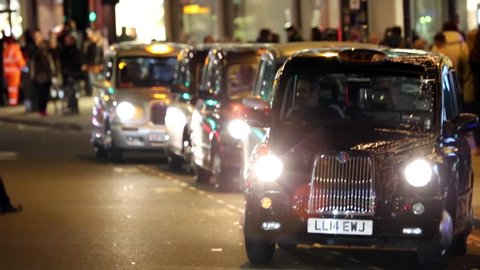 79 Harrods Night Stock Video Footage - 4K and HD Video Clips | Shutterstock