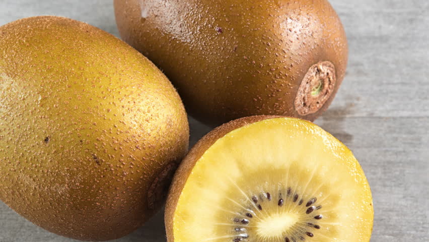 Sungold Kiwi Fruit or Kiwifruit. 스톡 동영상 비디오(100% 로열티 프리) 30723871 ...
