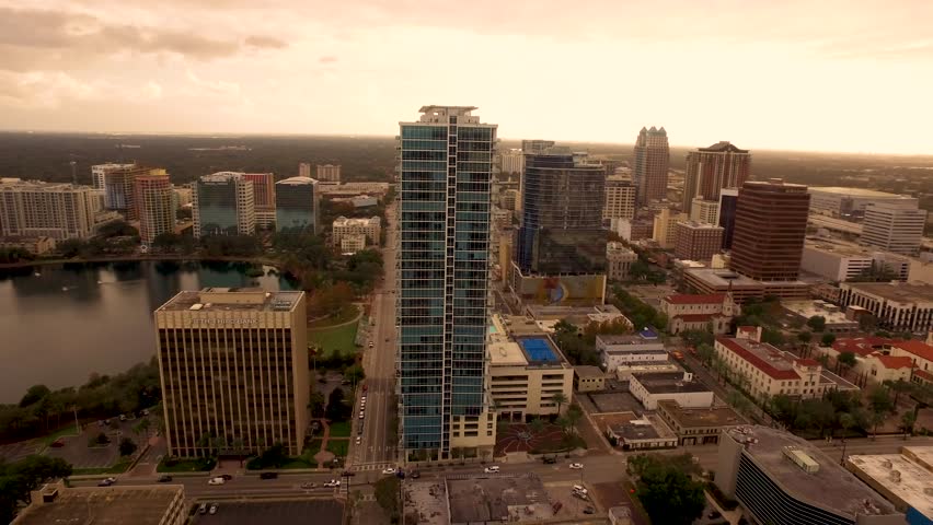 Landscape with clouds in Orlando, Florida with lake image - Free stock ...