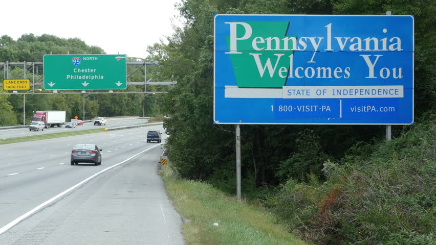 welcome pennsylvania sign on interstate 95 Stock Footage Video (100% ...