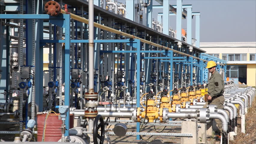 underground storage natural gas factory distribution Stock Footage ...