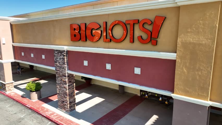 365,814 Retail Store Stock Video Footage - 4K and HD Video Clips ...