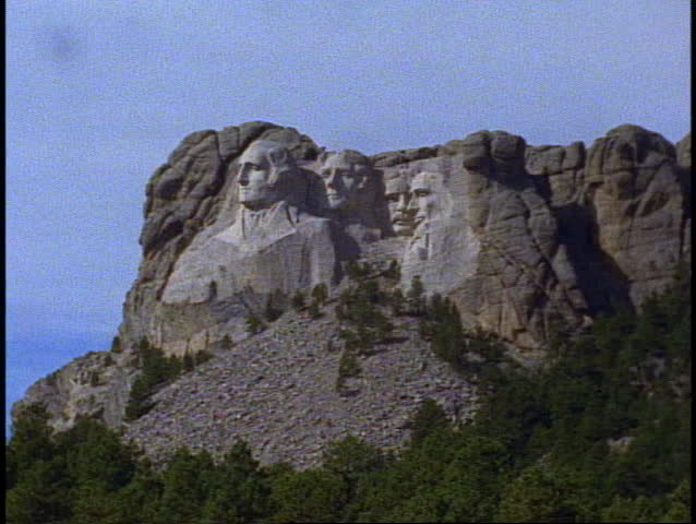 mount rushmore wide shot side view Stock Footage Video (100% Royalty ...