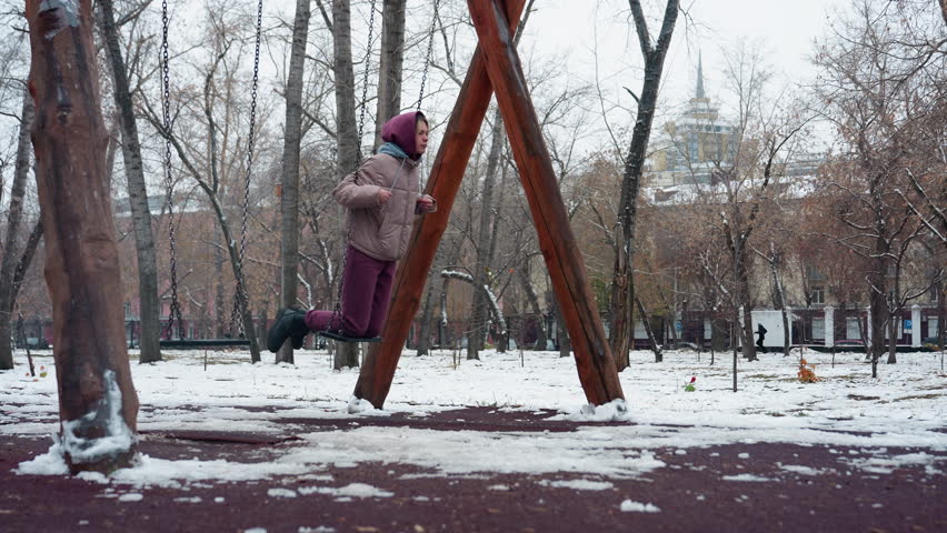 Download Distant Playground Schoolyard Sound Effects - aedownload.com