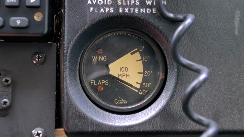 Download Close Flapping Shot Sound Effects - aedownload.com