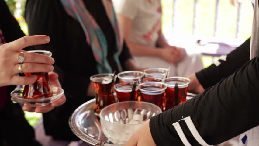 Person Serving Tea On a Stok Videosu (%100 Telifsiz) 4786907 | Shutterstock