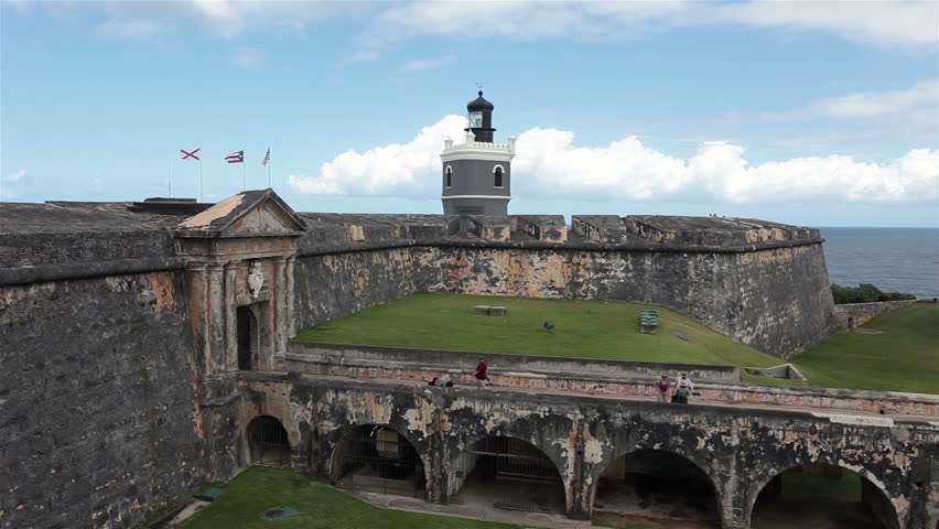 The 16th-century Fort San Felipe del Morro in San Juan, Puerto Rico ...
