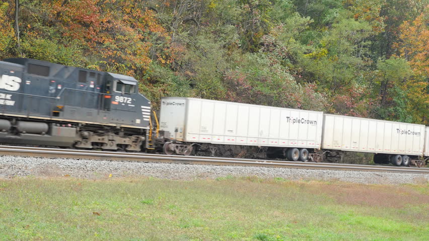 Triple Crown Roadrailer Trailers Stock Video Footage - 4K and HD Video ...