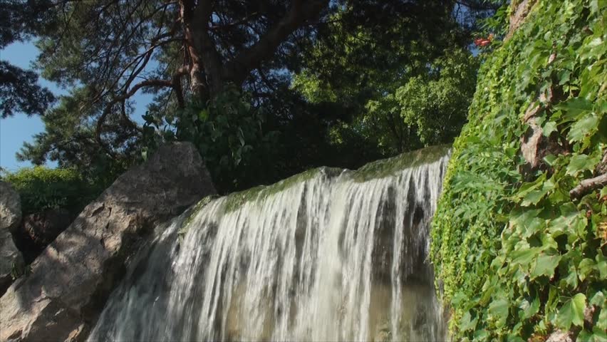 Waterfall in the Chicago Botanical Gardens image - Free stock photo ...
