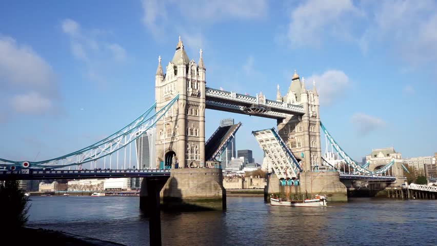 tower bridge lift day Stock Footage Video (100% Royalty-free) 8331235 ...