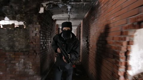 Kidnapping Scene Dark Basement Two Kidnappers: vídeo stock (100% livre ...